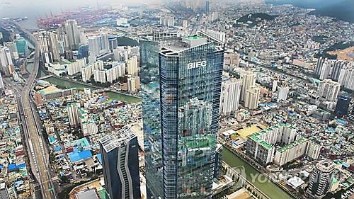 애물단지 BIFC 꼭대기 63층 '20년 무상임대' 효과 낼까 | 연합뉴스