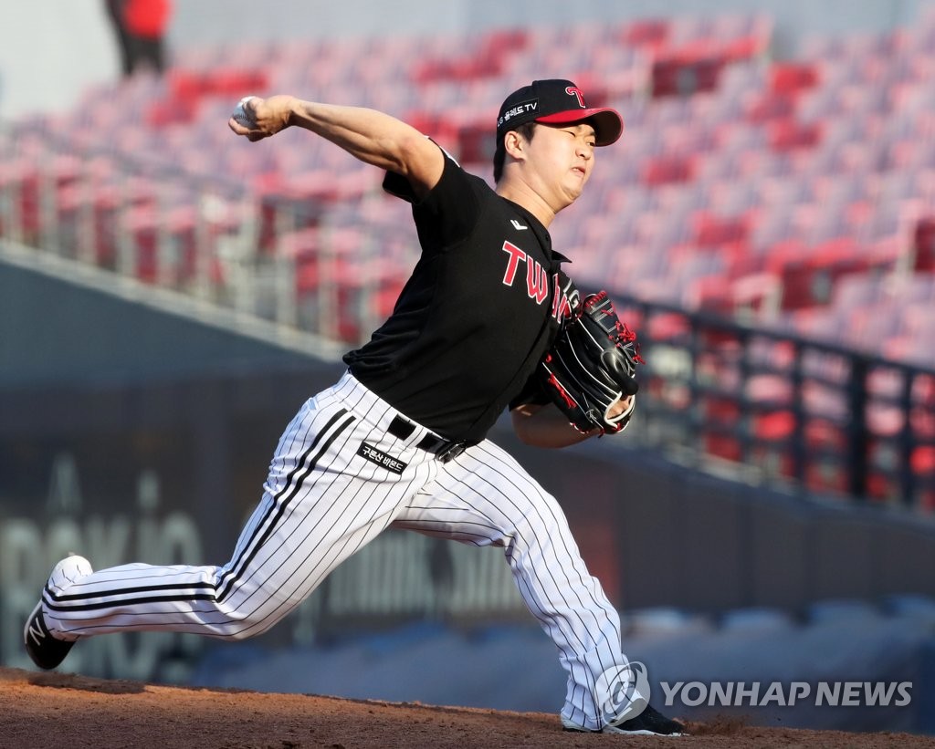 Baseball: LG Twins vs. Kia Tigers | Yonhap News Agency