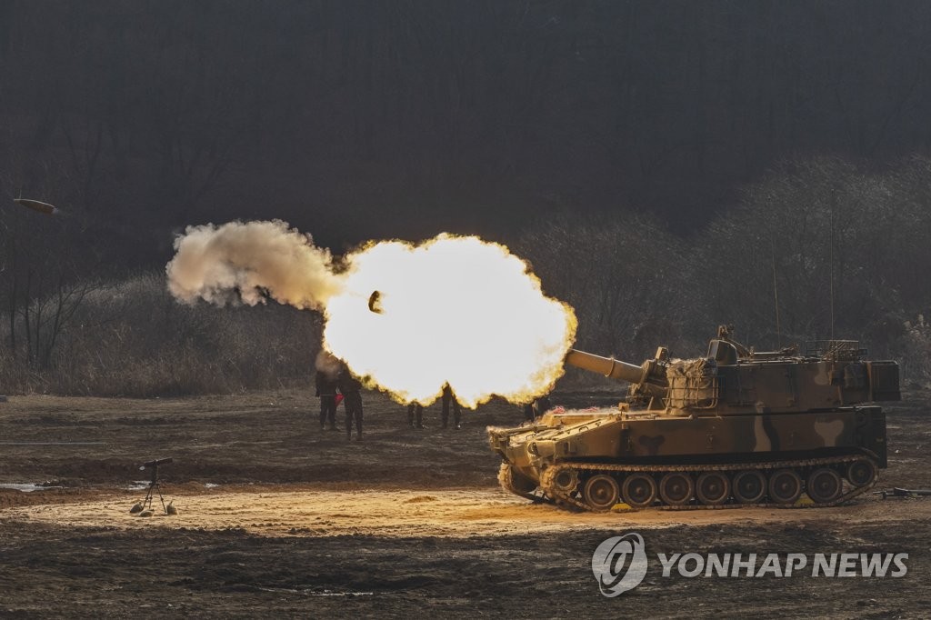 포탄 발사하는 K-55A1 | 연합뉴스