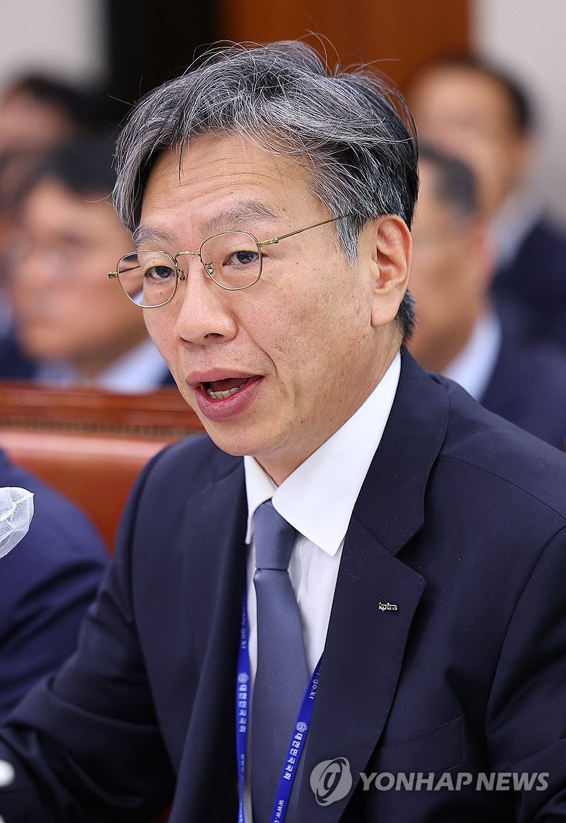 답변하는 KOTRA 유정열 사장 | 연합뉴스