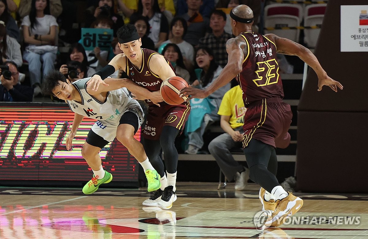 LG-KT 한 팀만 웃는다 | 연합뉴스