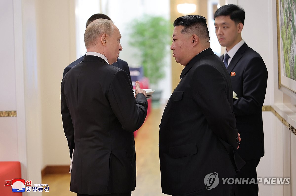 북한 김정은 푸틴과 회담 연합뉴스