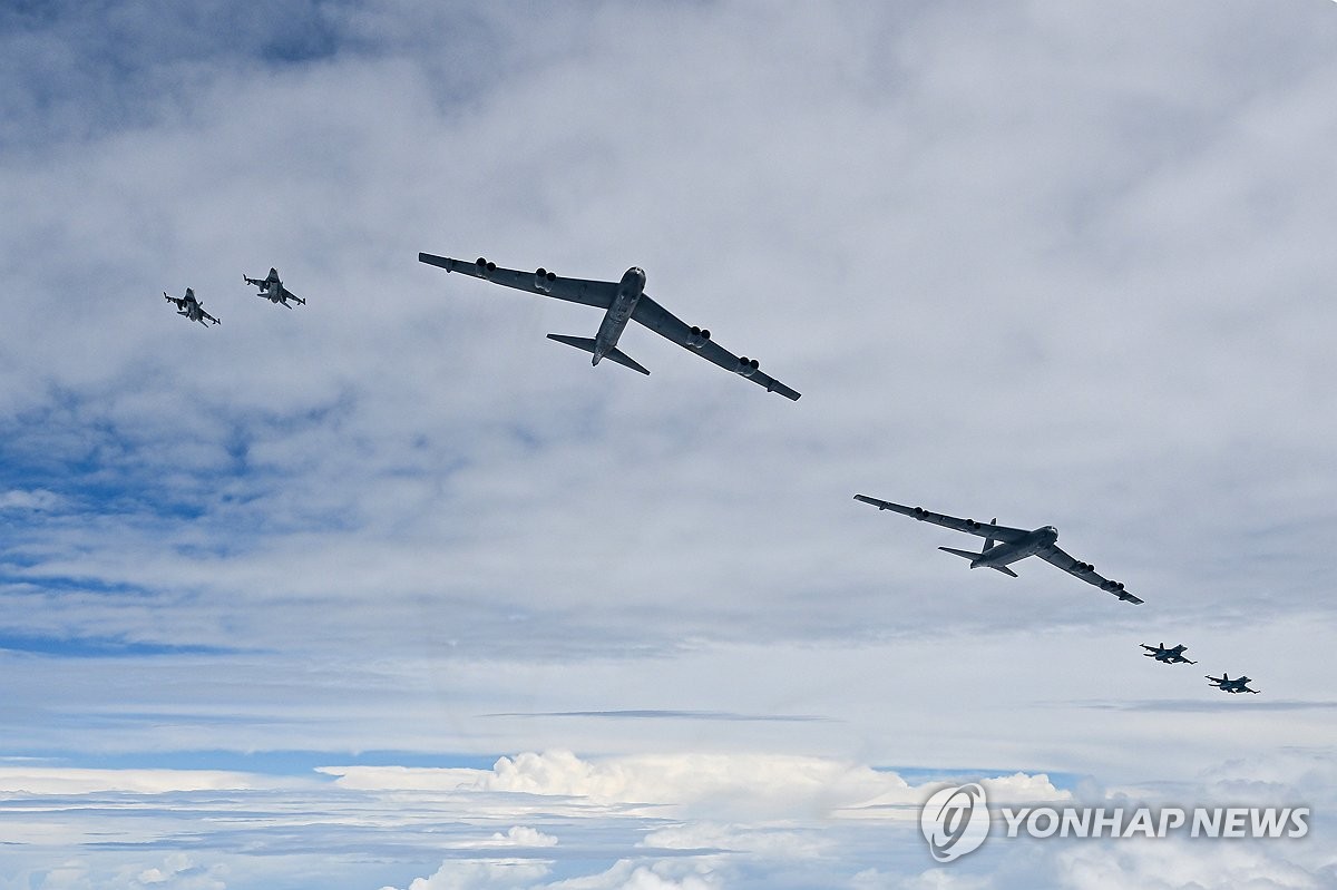 S. Korea, U.S., Japan stage joint air drills | Yonhap News Agency